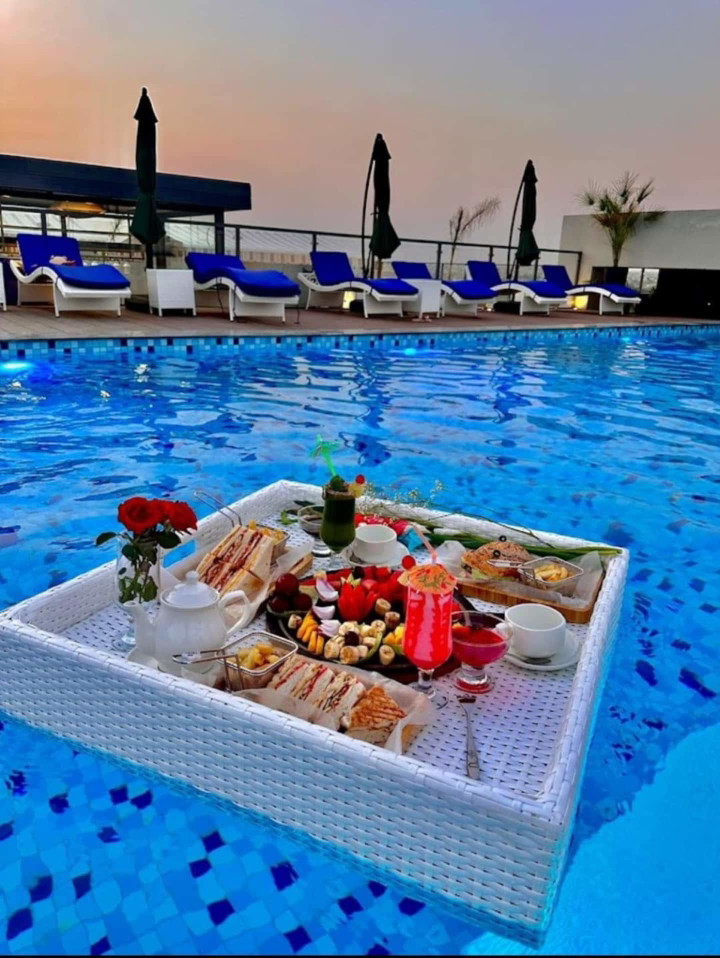 Luxury British Apt | Sleeps 8 | Rooftop Restaurant - Islamabad