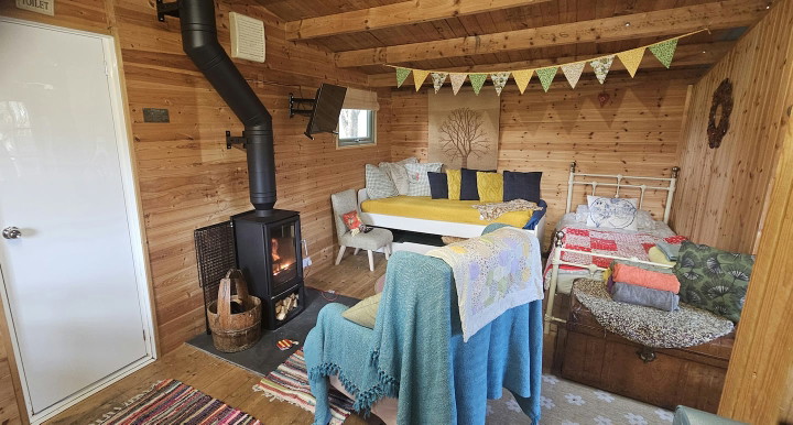 Pinewood Cabin, On A Farm. - Cornouailles