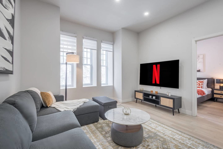 Central Montreal 1br | Walk Everywhere - Montreal