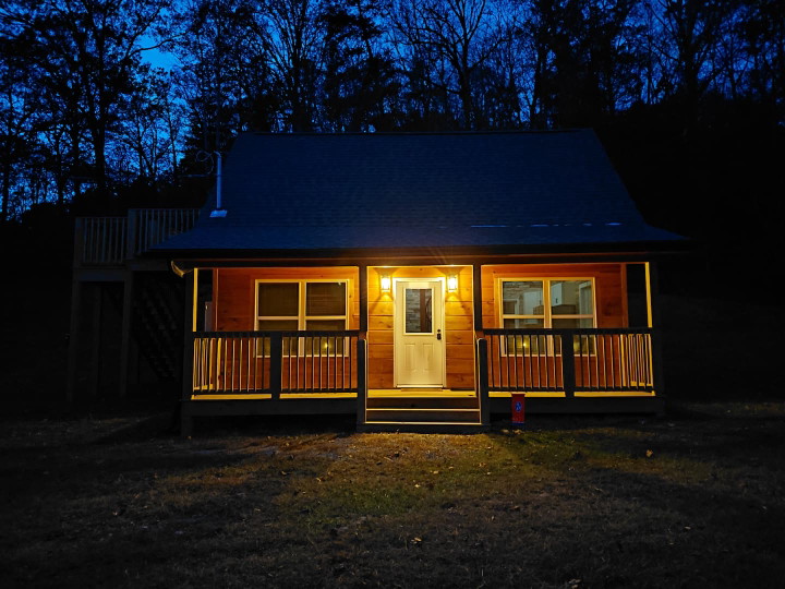 Peaceful 1br Cabin W/hot Tub*fire Pit*fireplace - タウンセンド, TN