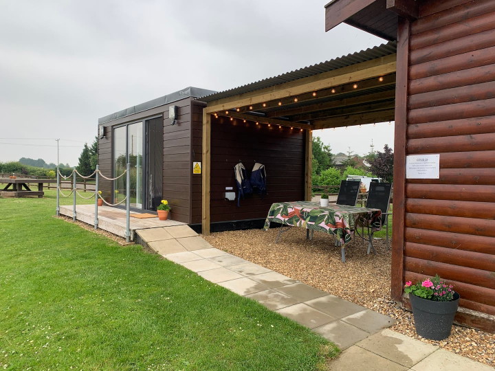 Romantic Lakeside Cabin, Ideal For Nature Lovers. - Norfolk