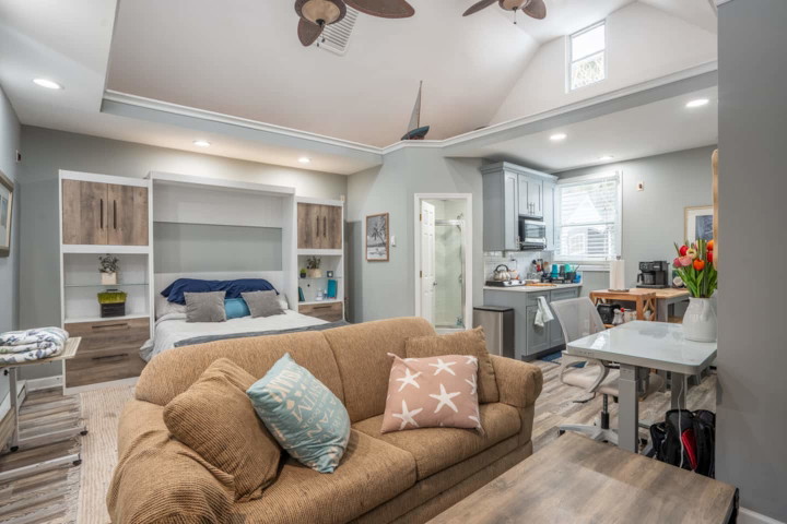 Cozy Studio | 15min Drive To Argyle Lake Park - Massapequa, NY