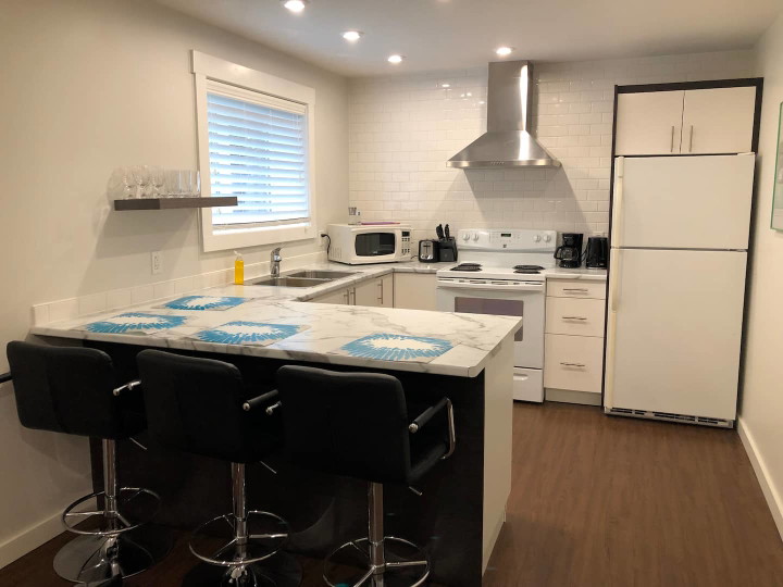 Modern Comox Suite - Cumberland