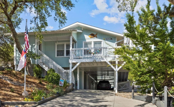 Crystal Island Escape - Emerald Isle, NC