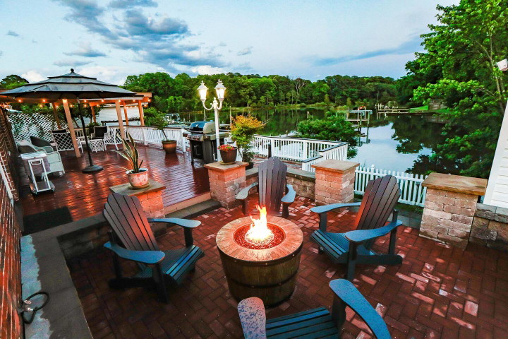 Relaxing Riverfront Getaway In Philips Lake - Hampton, VA
