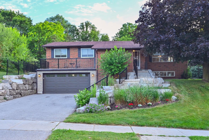 Charming Home Near Caledon Trails - Caledon, ON, Canada