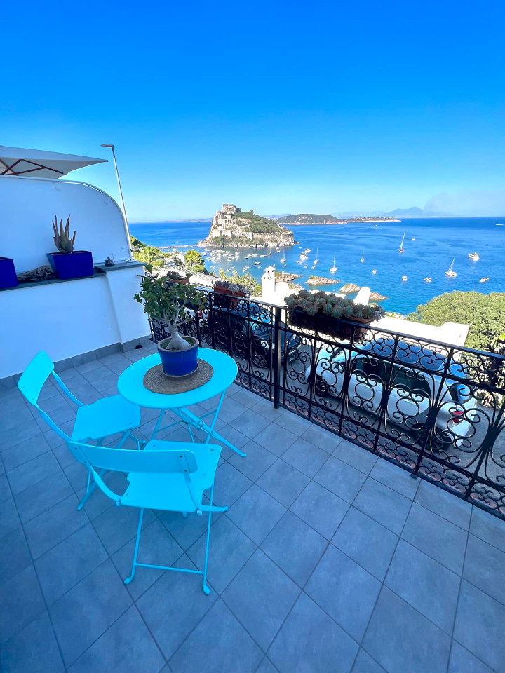 Apartment With A View Of The Castle - Procida