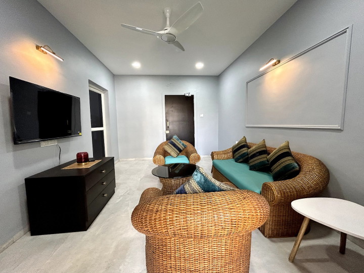 1bhk In Kp With Ac & 50' Led - Pune