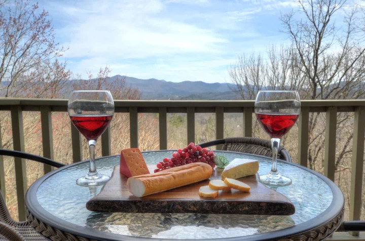 5-star Home, Gorgeous Views With Hot Tub - Franklin, NC