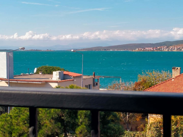 Aj Konukevi - Ayvalık