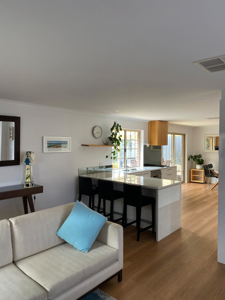 Small Home In Seaton With 1 Bedroom - Adelaide