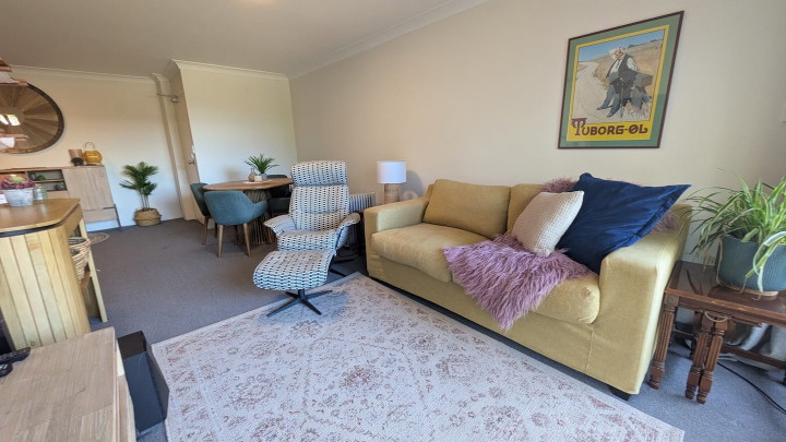 2 Bedroom Apartment - 70's Style - North Sydney