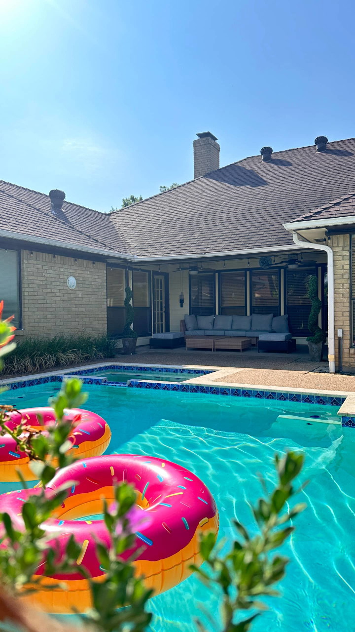 Modern Oasis - Garland, TX