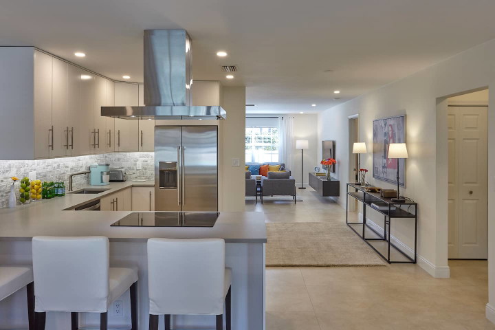 Modern & Spacious Luxury Apartment - Boca Raton, FL
