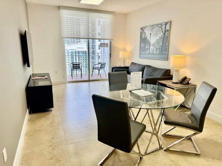 Skyline View Equipped Apartment In Brickell Miami - Miami, FL