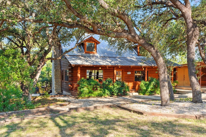 Frio Rivers Edge In The Heart Of Hill Country - Leakey, TX