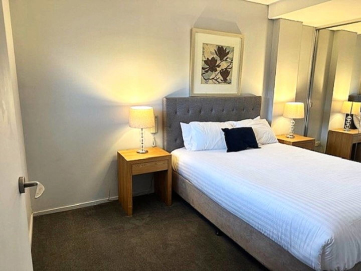 Perfectly Located Crows Nest Apartment C404 -