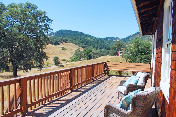 Historic Ridgewood Ranch Charming Guest Cottage - Willits, CA