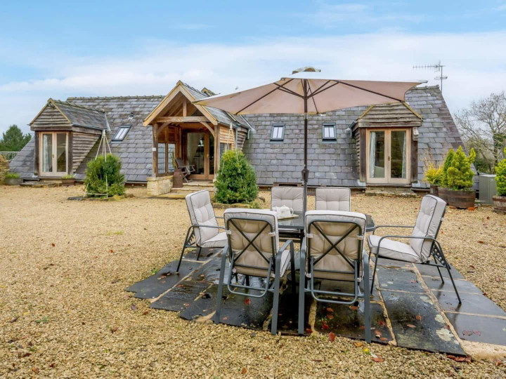 4 Bed In Stroud (Oc-93690) - Nailsworth