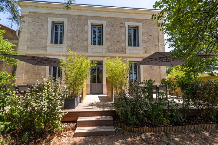 Les Gîtes De Gingeau:
" Les Vignes Rouges" - France