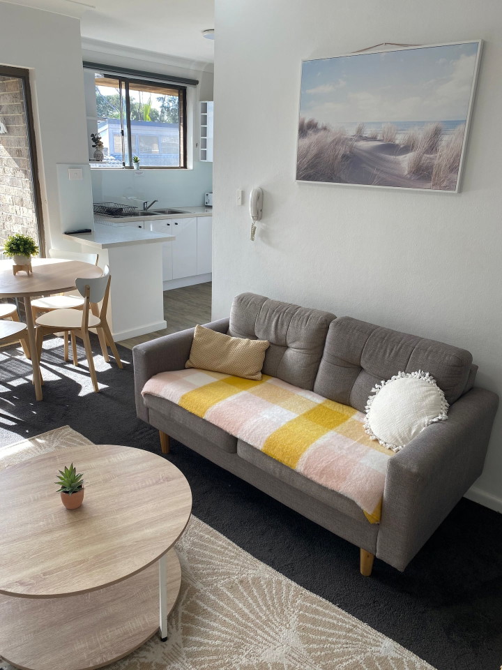 Central Cronulla Apartment Nestled In The Treetops - Cronulla