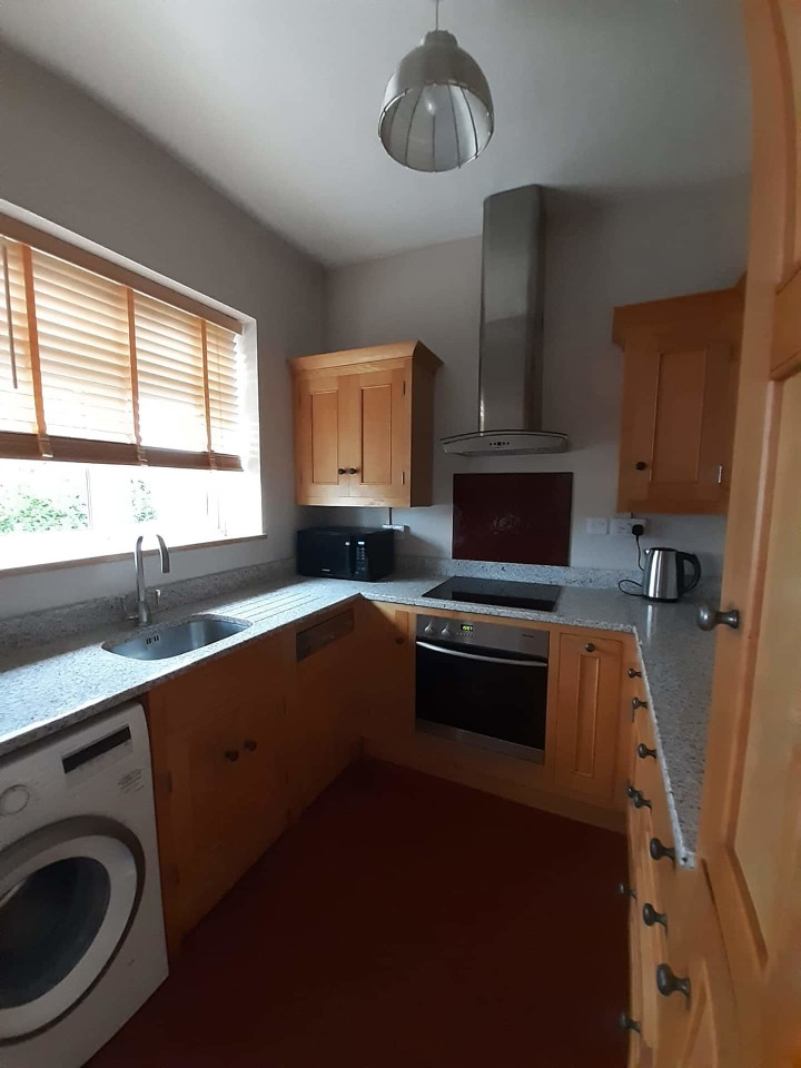 Great Transport Links, Quiet Location, Ev Charging - Newport
