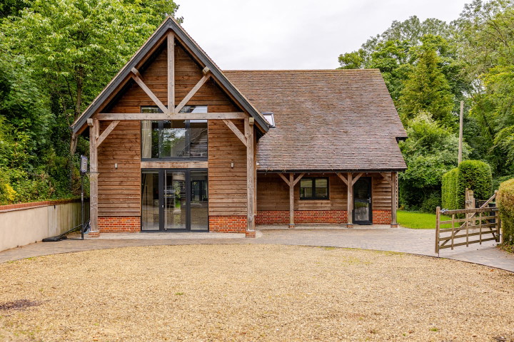 Hidden Gem Barn Home | Luxury Living | Min To City - Amesbury