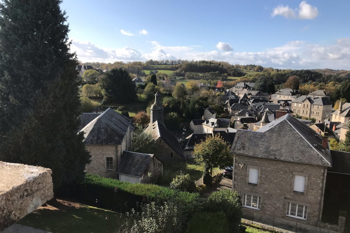La Plus Belle Vue Sur Le Village De Treignac. - Corrèze