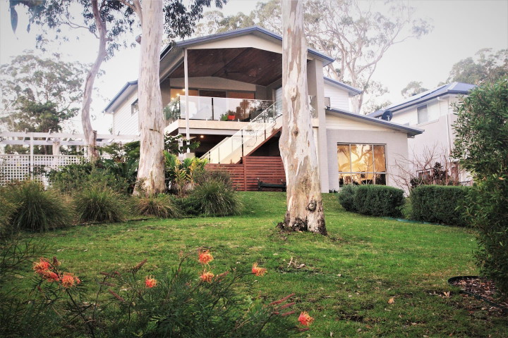 The Lakehouse Bnb On Lake Macquarie, Murrays Beach - Hunter Valley