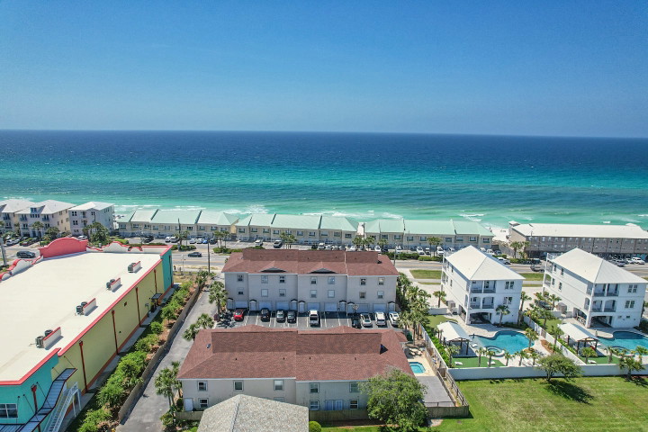 Summer Special *Steps To Beach*spacious House - Miramar Beach, FL