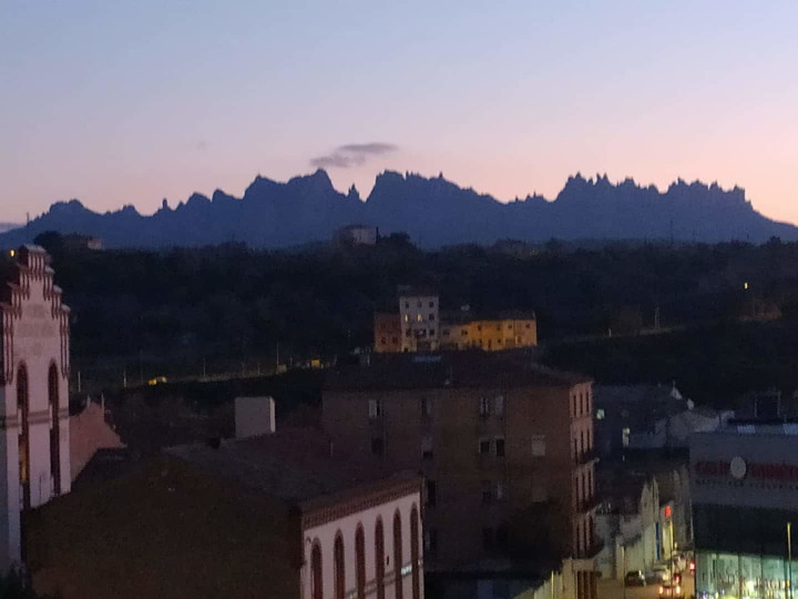 Beautiful Views Of Montserrat, 2 Minutes From Downtown. - Manresa