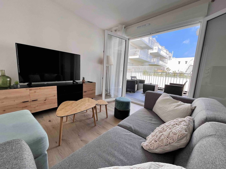 Appart à 5 Min De La Plage, Avec Balcon Et Parking - Île de Ré
