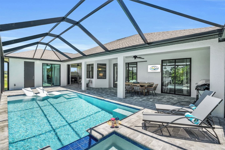 Luxe - Location De Bateaux, Suites Mil, Kayaks, Vélos, Parc - Cape Coral, FL