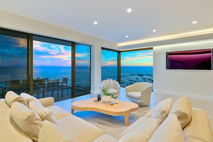 *Malibu Beach Villa* - Oceanfront - Malibu