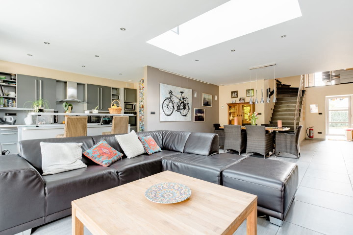 Complete House In A Quiet Area - Beveren