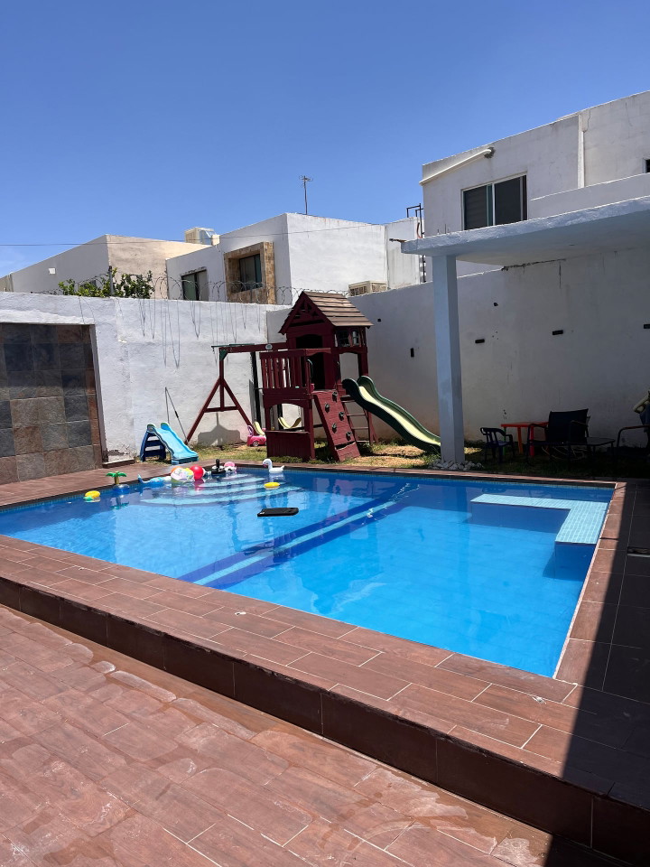 Area/industrial/mieleras/private Community/3 Bathrooms/large - Torreón