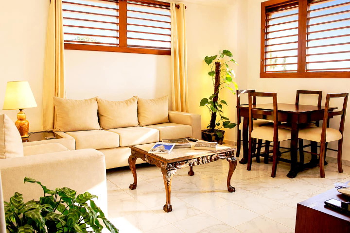Milo's Flat. In The Heart Of Havana - Cuba