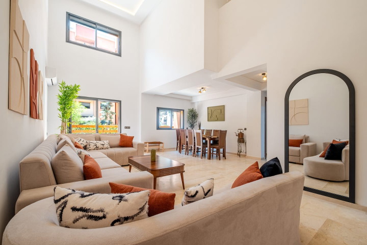 Spacious 4br Duplex, Pool And Parking - Marrakech