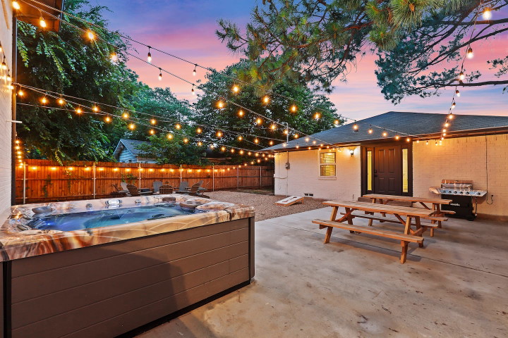 Game Room + Hot Tub Near At&t Stadium - Arlington, TX