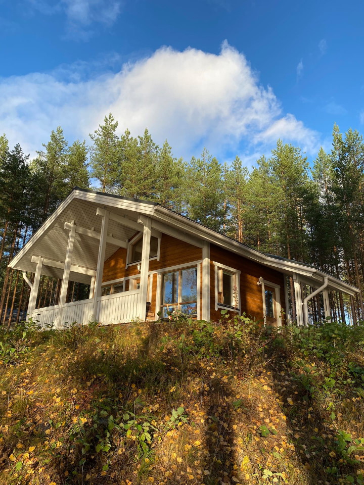 Cozy House On The Lake - Finland