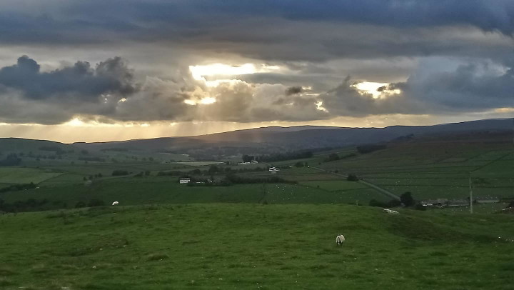 Top Location For Beautiful Wharfedale. - Grassington