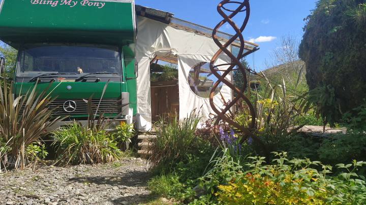 Truck & Pod Creative Nature Retreat. - Bantry