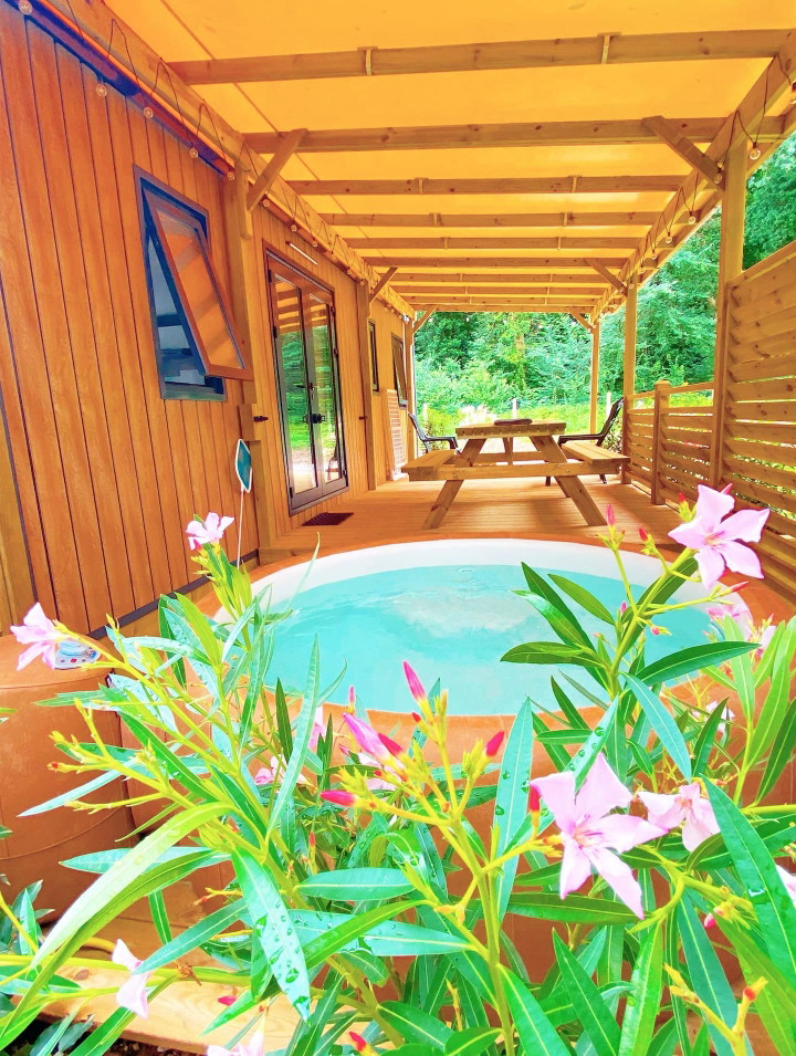 Mobil-home 4 Chambres Avec Spa - Chantilly