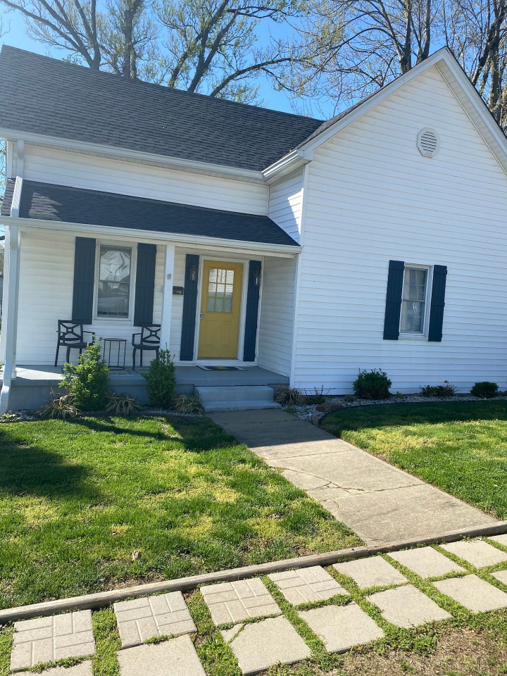Little Monticello - Newburgh, IN