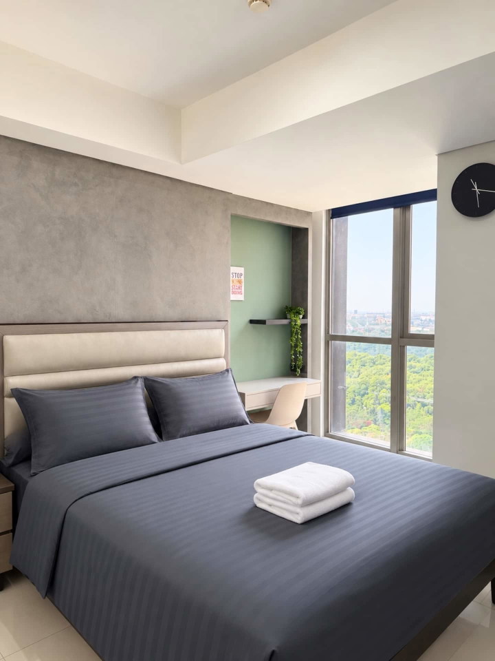 Modern 1br | Pool View At Gold Coast Pik #F - Jakarta