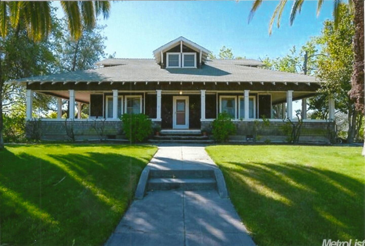 116 Year Old Craftsman Farmhouse (Whole Home) - El Dorado Hills, CA