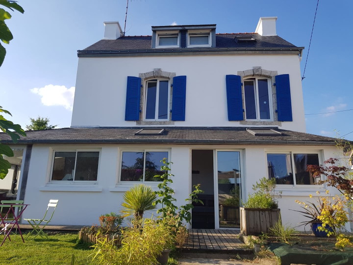 Large Family Vacation Home, Village, Beach - Brittany