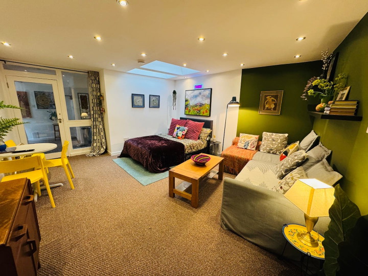 #11 Spacious Studio|sleeps 4|5mins Cannonhillpark - 伯明翰