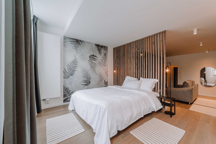 Chimay : La Chambre Bleue De La Grand Place - Chimay