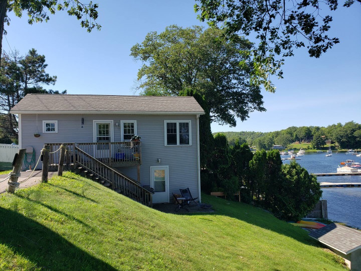 Maison Au Bord D'un Lac Avec Vue Sur Le Port - Vermont